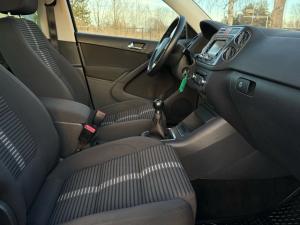 Melns Volkswagen Tiguan 2010 Rīga, ar dzinēja tilpumu 1.40 L un nobraukumu 217 tūkst. km par 6600 €, foto 14 vietnē AUTOMOTO.COM.LV