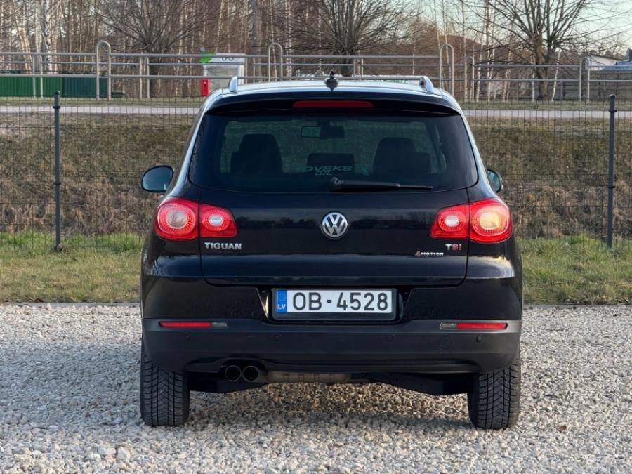 Melns Volkswagen Tiguan 2010 Rīga, ar dzinēja tilpumu 1.40 L un nobraukumu 217 tūkst. km par 6600 €, foto 22 vietnē AUTOMOTO.COM.LV