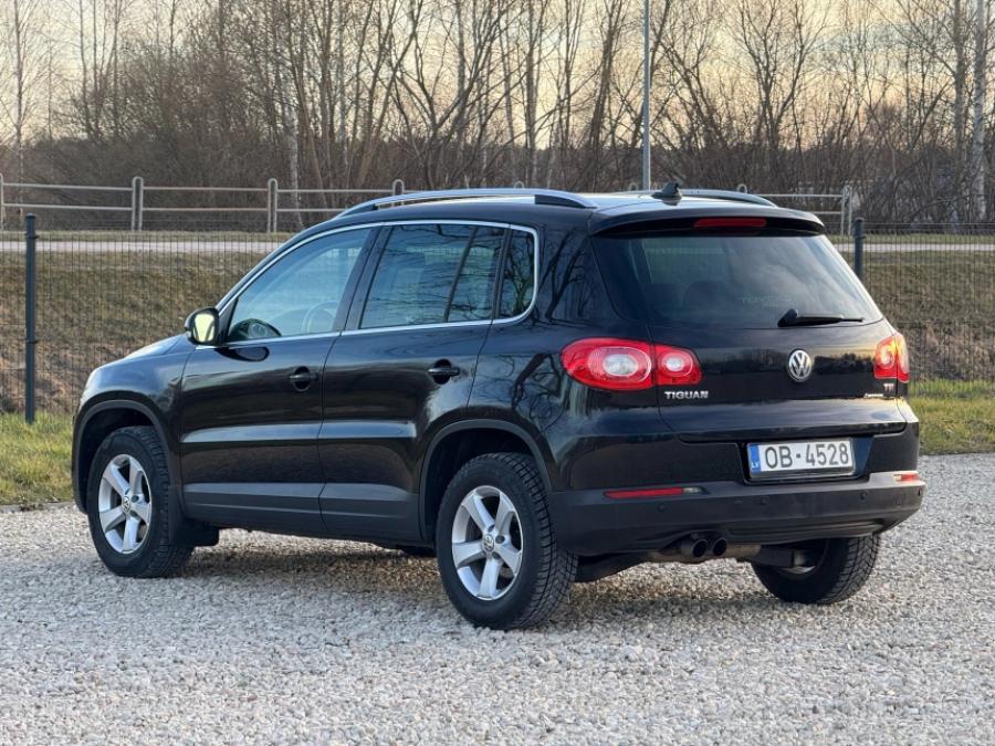 Melns Volkswagen Tiguan 2010 Rīga, ar dzinēja tilpumu 1.40 L un nobraukumu 217 tūkst. km par 6600 €, foto 23 vietnē AUTOMOTO.COM.LV