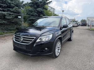 Black Volkswagen Tiguan 2010 in Marijampole, with an engine capacity of 1.97 L and mileage of 276 thousand km for 4950 €, photo 9 on AUTOMOTO.COM.LV