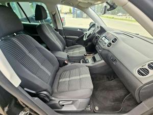 Melns Volkswagen Tiguan 2010 Tauragė, ar dzinēja tilpumu 1.97 L un nobraukumu 255 tūkst. km par 4990 €, foto 11 vietnē AUTOMOTO.COM.LV