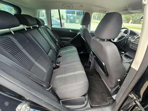 Melns Volkswagen Tiguan 2010 Tauragė, ar dzinēja tilpumu 1.97 L un nobraukumu 255 tūkst. km par 4990 €, foto 12 vietnē AUTOMOTO.COM.LV