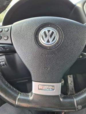 Black Volkswagen Tiguan 2010 in Utena, with an engine capacity of 2.00 L and mileage of 298 thousand km for 6700 €, photo 8 on AUTOMOTO.COM.LV
