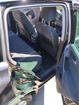 Black Volkswagen Tiguan 2010 in Klaipeda, with an engine capacity of 2.00 L and mileage of 286 thousand km for 5100 €, photo 9 on AUTOMOTO.COM.LV