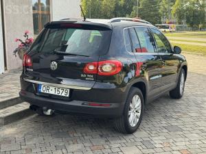 Melns Volkswagen Tiguan 2010 Jelgava, ar dzinēja tilpumu 2.00 L un nobraukumu 252 tūkst. km par 6700 €, foto 7 vietnē AUTOMOTO.COM.LV