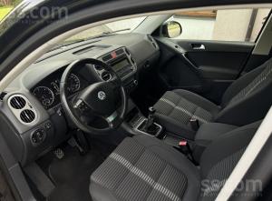 Melns Volkswagen Tiguan 2010 Jelgava, ar dzinēja tilpumu 2.00 L un nobraukumu 252 tūkst. km par 6700 €, foto 10 vietnē AUTOMOTO.COM.LV