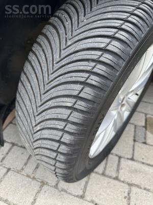 Melns Volkswagen Tiguan 2010 Jelgava, ar dzinēja tilpumu 2.00 L un nobraukumu 252 tūkst. km par 6700 €, foto 18 vietnē AUTOMOTO.COM.LV