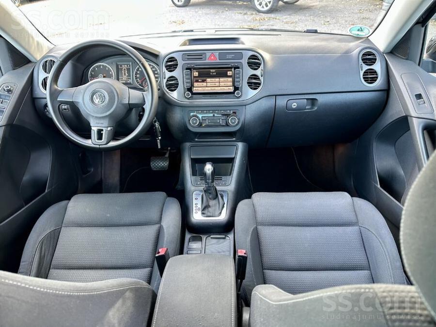 Black Volkswagen Tiguan 2010 in Riga, with an engine capacity of 2.00 L and mileage of 0 thousand km for 6750 €, photo 17 on AUTOMOTO.COM.LV