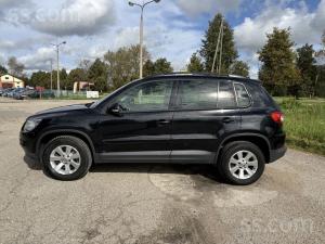 Melns Volkswagen Tiguan 2010 Ogre, ar dzinēja tilpumu 2.00 L un nobraukumu 133 tūkst. km par 7499 €, foto 7 vietnē AUTOMOTO.COM.LV