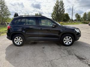 Melns Volkswagen Tiguan 2010 Ogre, ar dzinēja tilpumu 2.00 L un nobraukumu 133 tūkst. km par 7499 €, foto 8 vietnē AUTOMOTO.COM.LV