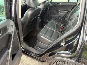 Melns Volkswagen Tiguan 2010 Ogre, ar dzinēja tilpumu 2.00 L un nobraukumu 133 tūkst. km par 7499 €, foto 12 vietnē AUTOMOTO.COM.LV