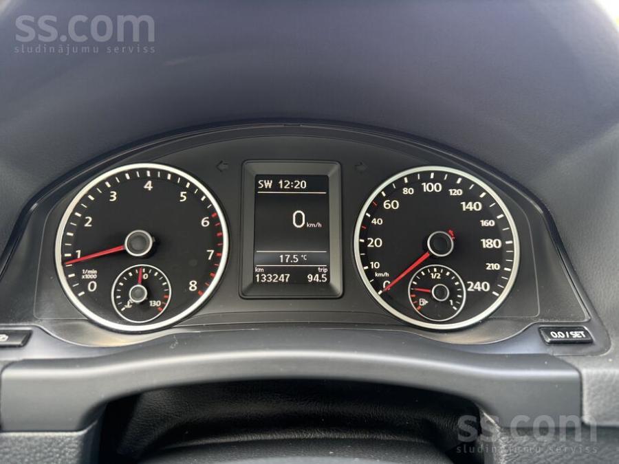 Melns Volkswagen Tiguan 2010 Ogre, ar dzinēja tilpumu 2.00 L un nobraukumu 133 tūkst. km par 7499 €, foto 19 vietnē AUTOMOTO.COM.LV