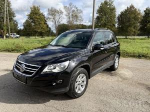 Melns Volkswagen Tiguan 2010 Ogre, ar dzinēja tilpumu 2.00 L un nobraukumu 133 tūkst. km par 7499 €, foto  vietnē AUTOMOTO.COM.LV