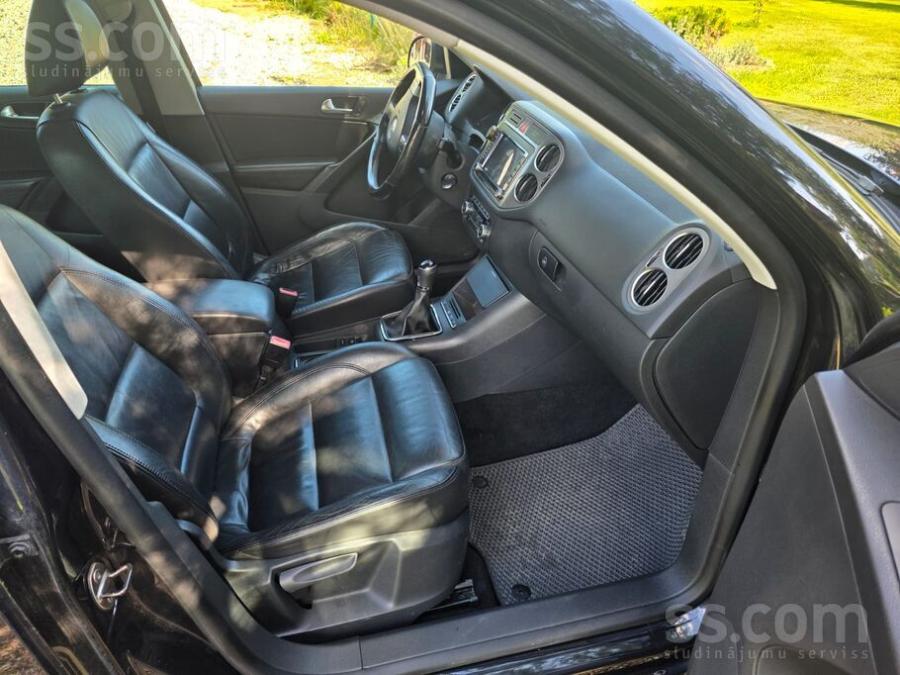 Melns Volkswagen Tiguan 2010 Rīga, ar dzinēja tilpumu 2.00 L un nobraukumu 220 tūkst. km par 6450 €, foto 7 vietnē AUTOMOTO.COM.LV