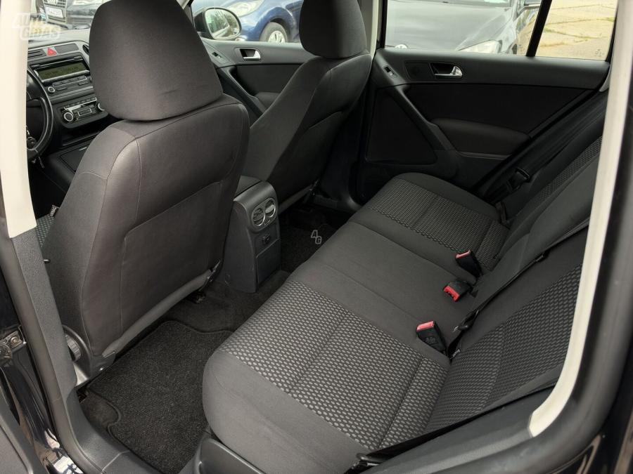 Melns Volkswagen Tiguan 2010 Utena, ar dzinēja tilpumu 1.40 L un nobraukumu 230 tūkst. km par 4650 €, foto 11 vietnē AUTOMOTO.COM.LV