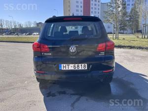 Black Volkswagen Tiguan 2011 in Jelgava, with an engine capacity of 1.40 L and mileage of 188 thousand km for 6600 €, photo 2 on AUTOMOTO.COM.LV