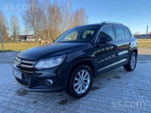 Black Volkswagen Tiguan 2011 in Jekabpils, with an engine capacity of 2.00 L and mileage of 246 thousand km for 7900 €, photo 6 on AUTOMOTO.COM.LV