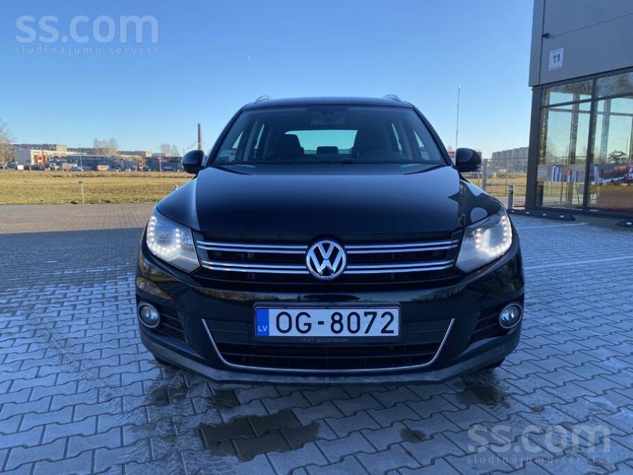 Black Volkswagen Tiguan 2011 in Jekabpils, with an engine capacity of 2.00 L and mileage of 246 thousand km for 7900 €, photo 9 on AUTOMOTO.COM.LV