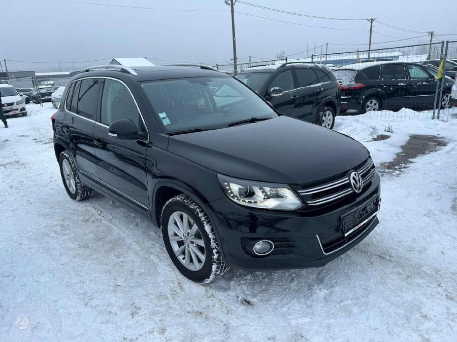 Melns Volkswagen Tiguan 2011 Kauņa, ar dzinēja tilpumu 1.97 L un nobraukumu 219 tūkst. km par 8850 €, foto 1 vietnē AUTOMOTO.COM.LV