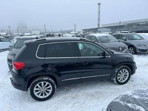 Melns Volkswagen Tiguan 2011 Kauņa, ar dzinēja tilpumu 1.97 L un nobraukumu 219 tūkst. km par 8850 €, foto 24 vietnē AUTOMOTO.COM.LV