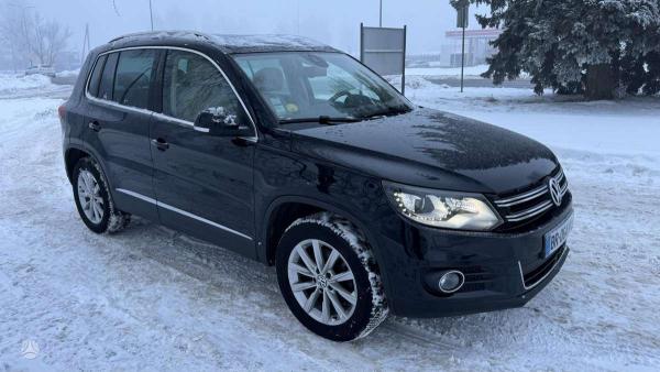 Melns Volkswagen Tiguan 2011 Tauragė, ar dzinēja tilpumu 1.97 L un nobraukumu 301 tūkst. km par 7700 €, foto 3 vietnē AUTOMOTO.COM.LV