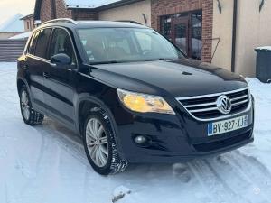 Melns Volkswagen Tiguan 2011 Tauragė, ar dzinēja tilpumu 1.97 L un nobraukumu 255 tūkst. km par 6500 €, foto  vietnē AUTOMOTO.COM.LV