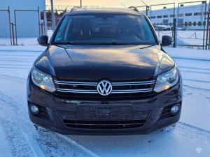 Melns Volkswagen Tiguan 2011 Rokiškis, ar dzinēja tilpumu 1.97 L un nobraukumu 286 tūkst. km par 6550 €, foto 3 vietnē AUTOMOTO.COM.LV