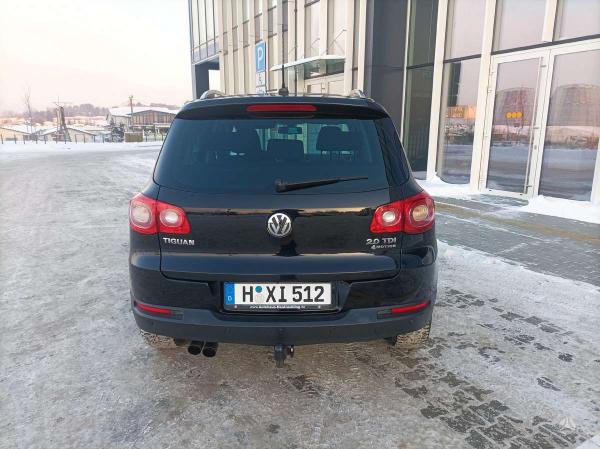 Melns Volkswagen Tiguan 2011 Viļņa, ar dzinēja tilpumu 1.97 L un nobraukumu 280 tūkst. km par 6950 €, foto 5 vietnē AUTOMOTO.COM.LV