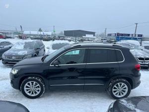 Black Volkswagen Tiguan 2011 in Kaunas, with an engine capacity of 1.97 L and mileage of 216 thousand km for 8850 €, photo 8 on AUTOMOTO.COM.LV