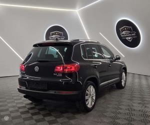 Melns Volkswagen Tiguan 2011 Marijampole, ar dzinēja tilpumu 1.97 L un nobraukumu 168 tūkst. km par 10950 €, foto 21 vietnē AUTOMOTO.COM.LV