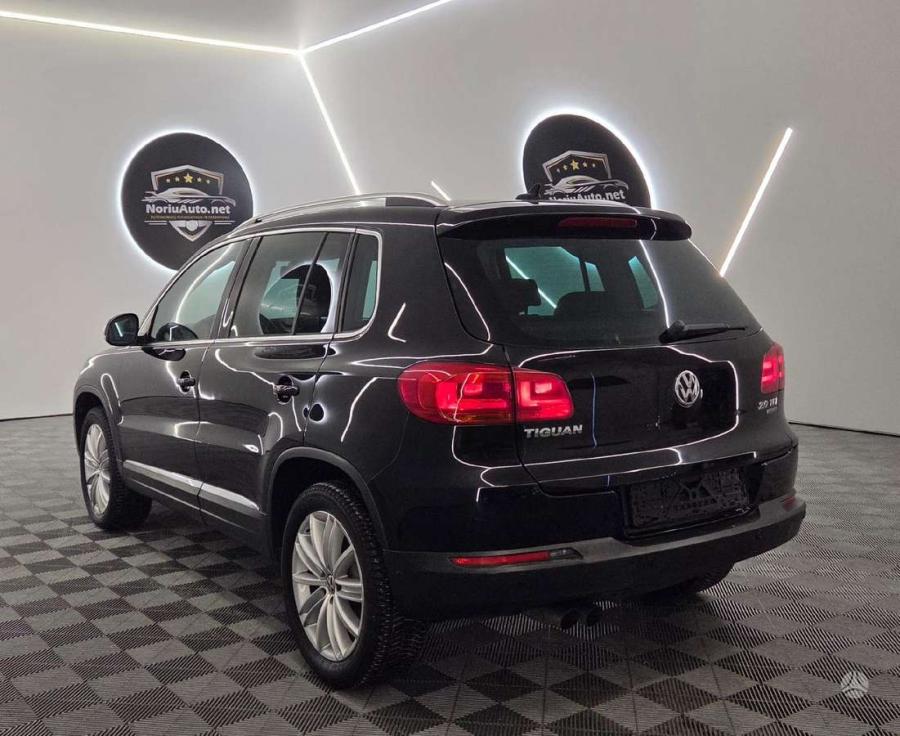 Melns Volkswagen Tiguan 2011 Marijampole, ar dzinēja tilpumu 1.97 L un nobraukumu 168 tūkst. km par 10950 €, foto 22 vietnē AUTOMOTO.COM.LV
