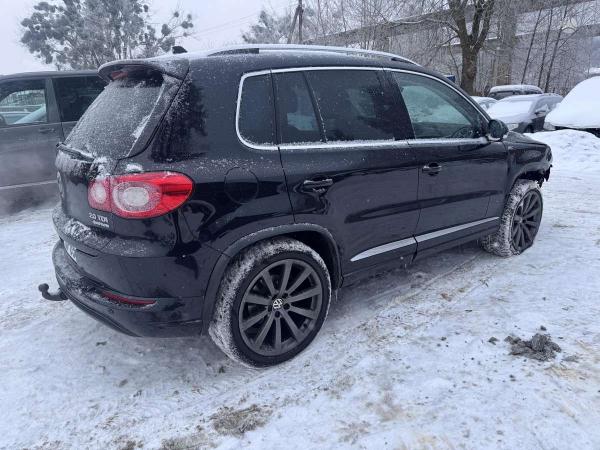 Melns Volkswagen Tiguan 2011 Kauņa, ar dzinēja tilpumu 1.97 L un nobraukumu 280 tūkst. km par 4850 €, foto 6 vietnē AUTOMOTO.COM.LV