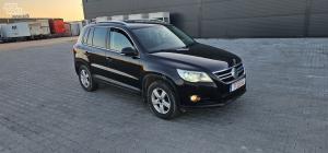 Black Volkswagen Tiguan 2011 in Kaunas, with an engine capacity of 2.00 L and mileage of 310 thousand km for 6650 €, photo  on AUTOMOTO.COM.LV
