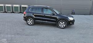 Black Volkswagen Tiguan 2011 in Kaunas, with an engine capacity of 2.00 L and mileage of 310 thousand km for 6650 €, photo 11 on AUTOMOTO.COM.LV