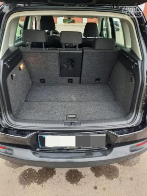 Black Volkswagen Tiguan 2011 in Alytus, with an engine capacity of 2.00 L and mileage of 240 thousand km for 6150 €, photo 11 on AUTOMOTO.COM.LV