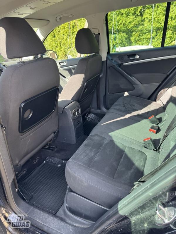 Melns Volkswagen Tiguan 2011 Kretinga, ar dzinēja tilpumu 2.00 L un nobraukumu 297 tūkst. km par 7000 €, foto 8 vietnē AUTOMOTO.COM.LV