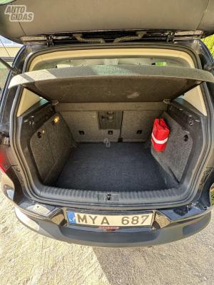 Black Volkswagen Tiguan 2011 in Kretinga, with an engine capacity of 2.00 L and mileage of 297 thousand km for 7000 €, photo 11 on AUTOMOTO.COM.LV