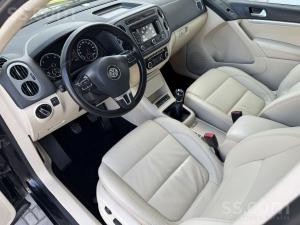 Melns Volkswagen Tiguan 2011 Jelgava, ar dzinēja tilpumu 2.00 L un nobraukumu 278 tūkst. km par 8900 €, foto 11 vietnē AUTOMOTO.COM.LV