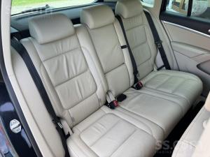 Melns Volkswagen Tiguan 2011 Jelgava, ar dzinēja tilpumu 2.00 L un nobraukumu 278 tūkst. km par 8900 €, foto 17 vietnē AUTOMOTO.COM.LV