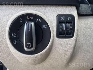Melns Volkswagen Tiguan 2011 Jelgava, ar dzinēja tilpumu 2.00 L un nobraukumu 278 tūkst. km par 8900 €, foto 23 vietnē AUTOMOTO.COM.LV
