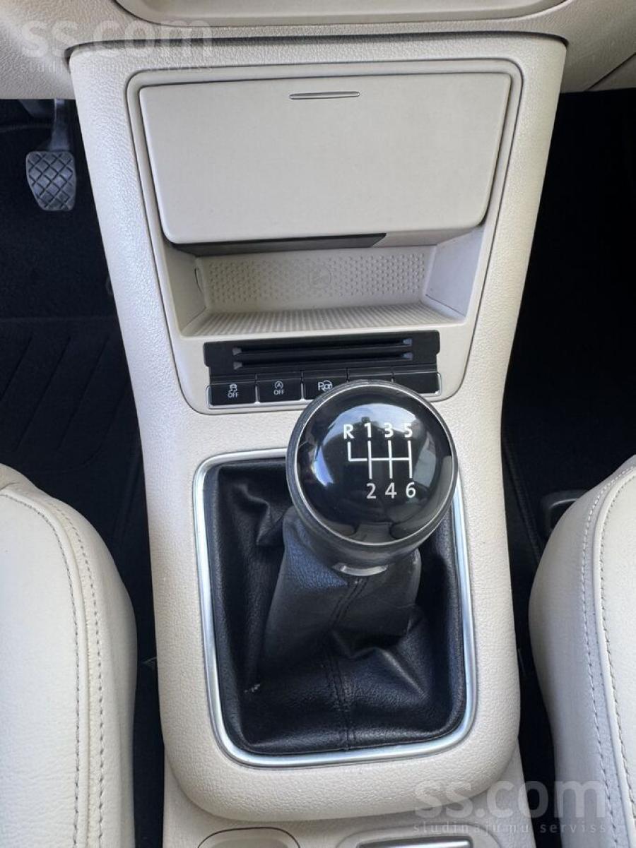 Melns Volkswagen Tiguan 2011 Jelgava, ar dzinēja tilpumu 2.00 L un nobraukumu 278 tūkst. km par 8900 €, foto 24 vietnē AUTOMOTO.COM.LV