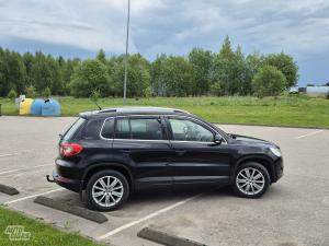 Black Volkswagen Tiguan 2011 in Vilnius, with an engine capacity of 2.00 L and mileage of 150 thousand km for 6200 €, photo 11 on AUTOMOTO.COM.LV