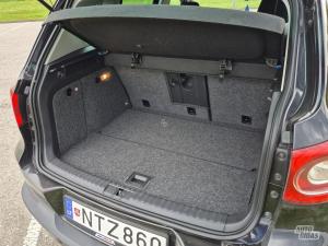 Black Volkswagen Tiguan 2011 in Vilnius, with an engine capacity of 2.00 L and mileage of 150 thousand km for 6200 €, photo 27 on AUTOMOTO.COM.LV