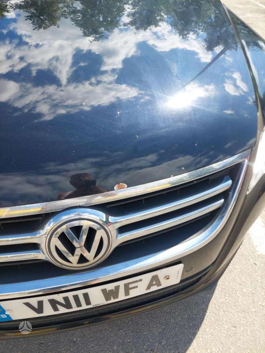 Melns Volkswagen Tiguan 2011 Alīta, ar dzinēja tilpumu 1.97 L un nobraukumu 210 tūkst. km par 2450 €, foto 28 vietnē AUTOMOTO.COM.LV