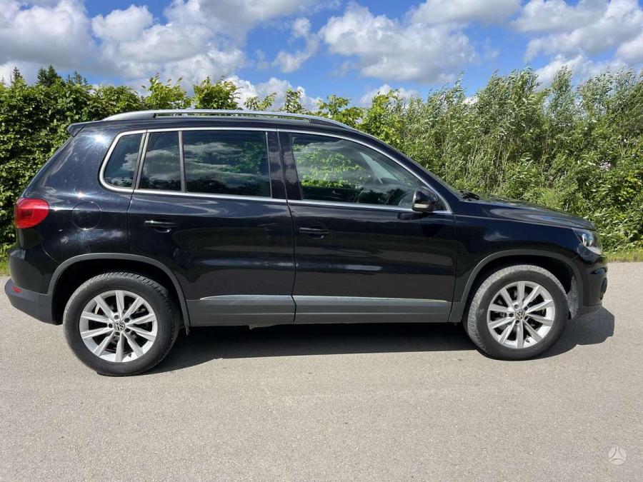 Черный Фольксваген Тигуан 2011 в Плунге, объемом двигателя 1.97 л и пробегом 265 тыс. км за 7500 €, фото 7 на AUTOMOTO.COM.LV