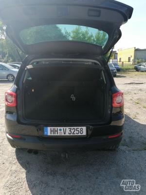 Melns Volkswagen Tiguan 2011 Šilutė, ar dzinēja tilpumu 2.00 L un nobraukumu 257 tūkst. km par 5400 €, foto 6 vietnē AUTOMOTO.COM.LV