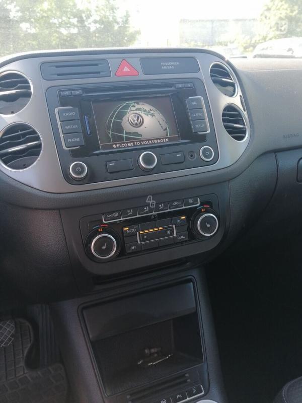 Melns Volkswagen Tiguan 2011 Šilutė, ar dzinēja tilpumu 2.00 L un nobraukumu 257 tūkst. km par 5400 €, foto 8 vietnē AUTOMOTO.COM.LV