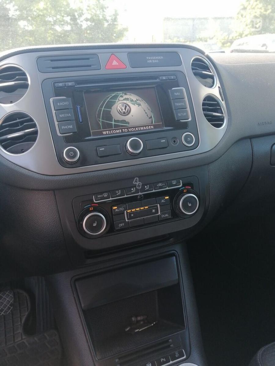 Melns Volkswagen Tiguan 2011 Šilutė, ar dzinēja tilpumu 2.00 L un nobraukumu 257 tūkst. km par 5400 €, foto 9 vietnē AUTOMOTO.COM.LV