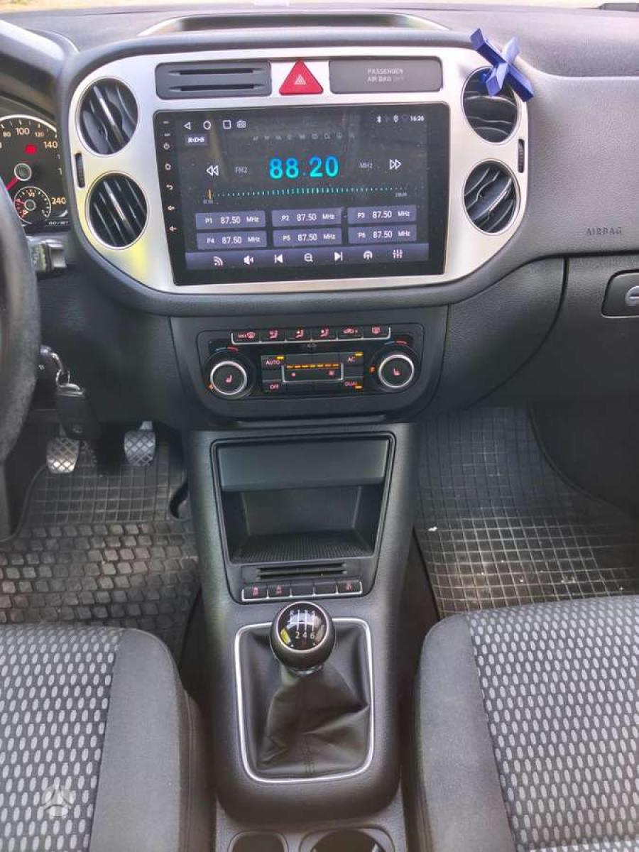 Melns Volkswagen Tiguan 2011 Šauļi, ar dzinēja tilpumu 1.40 L un nobraukumu 243 tūkst. km par 3950 €, foto 17 vietnē AUTOMOTO.COM.LV