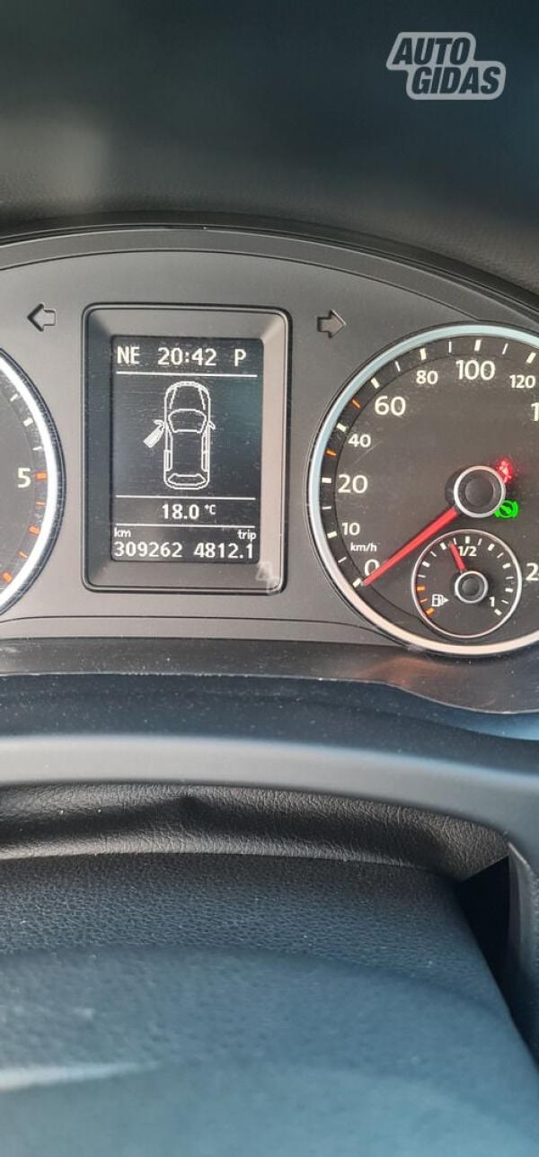 Melns Volkswagen Tiguan 2011 Kauņa, ar dzinēja tilpumu 2.00 L un nobraukumu 309 tūkst. km par 6500 €, foto 8 vietnē AUTOMOTO.COM.LV